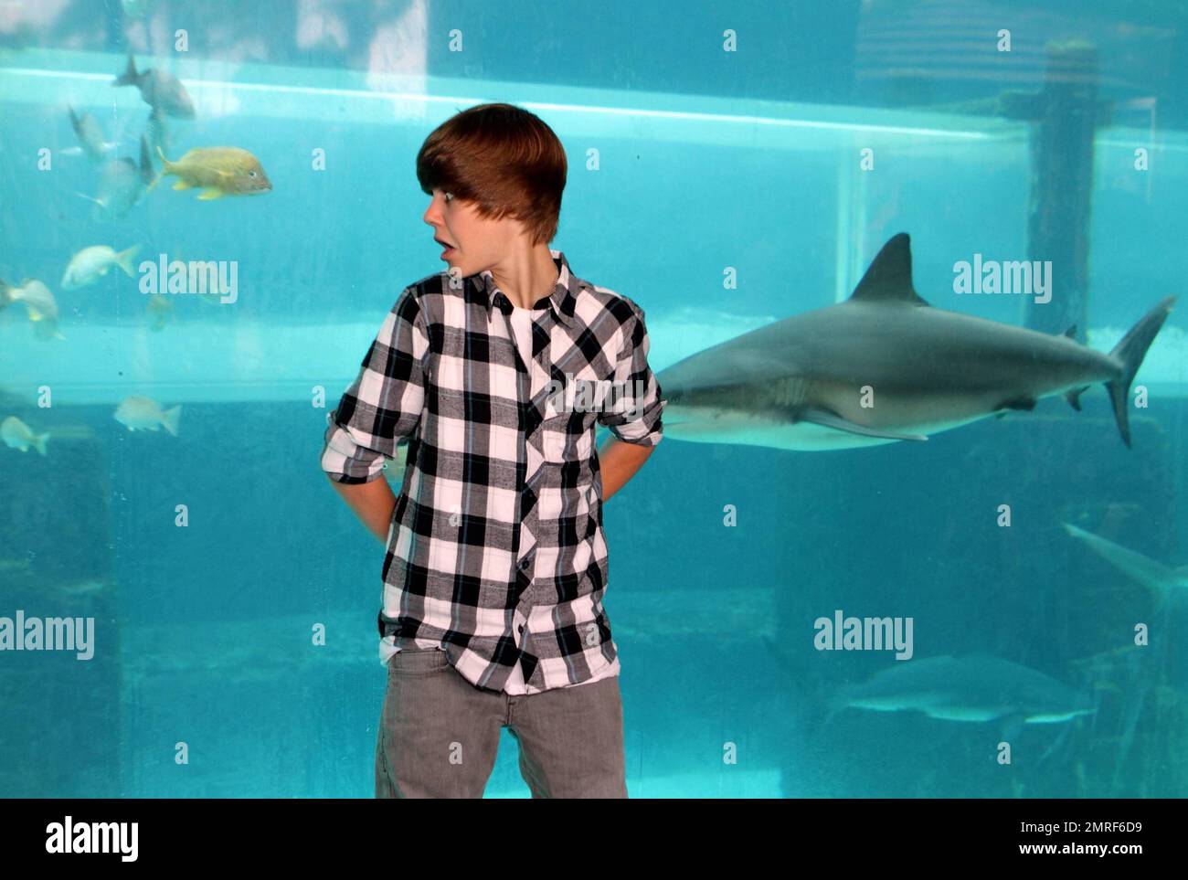 EXCLUSIVE!! Teen pop sensation Justin Bieber visits Atlantis Paradise ...