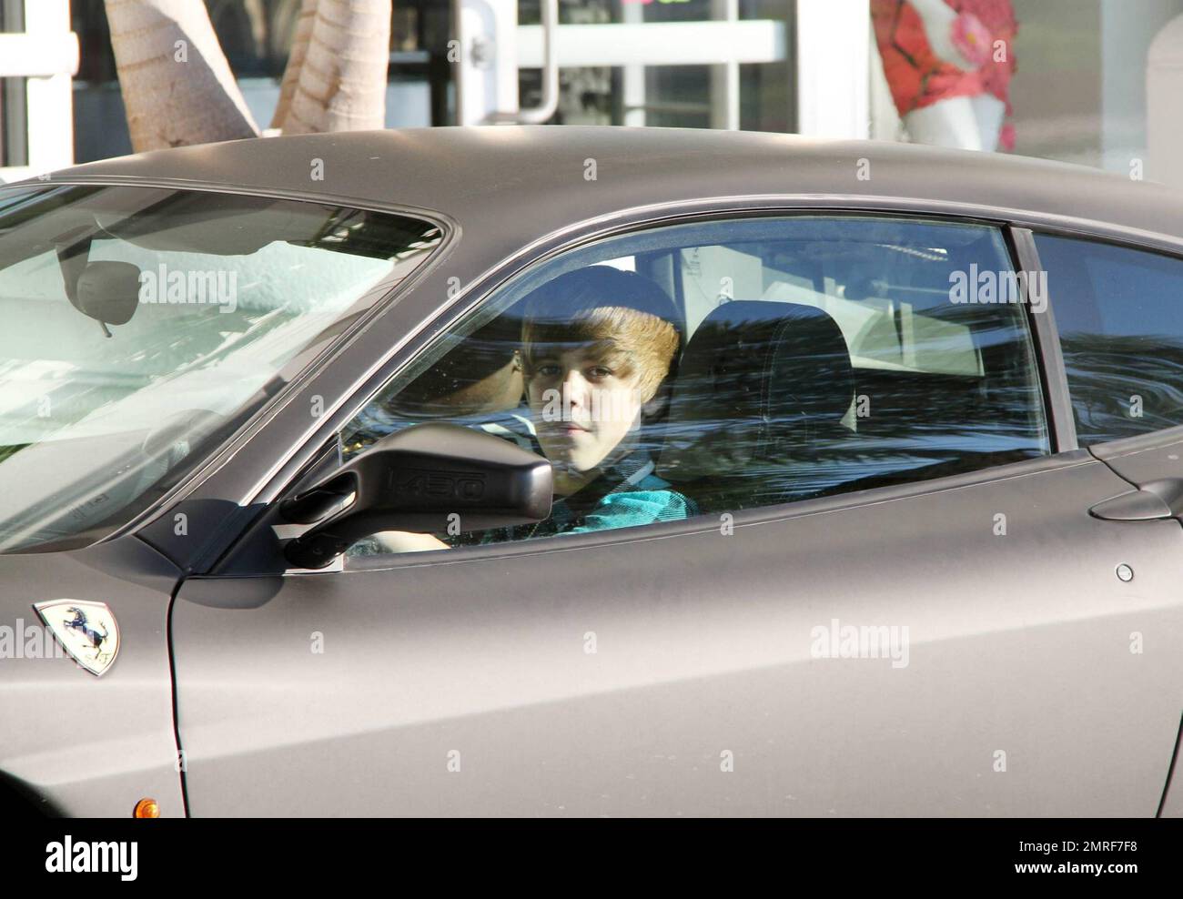 EXCLUSIVE!! Teenage Canadian pop R&B singer Justin Bieber leaves his ...
