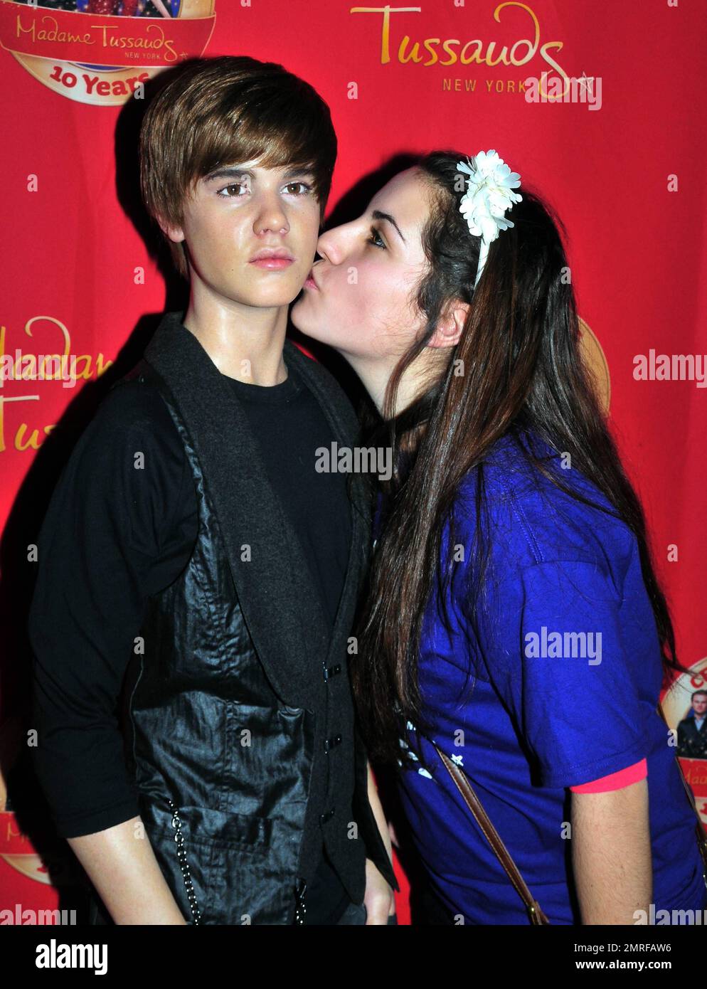 Justin Bieber And Jessica Jarrell Kissing