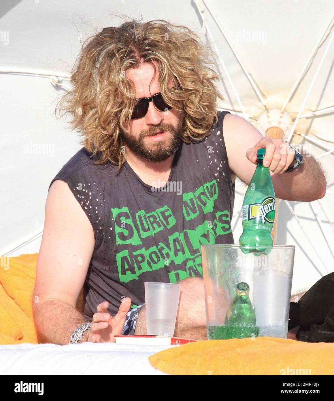 After enjoying some time in the sun with his new girlfriend, British ...