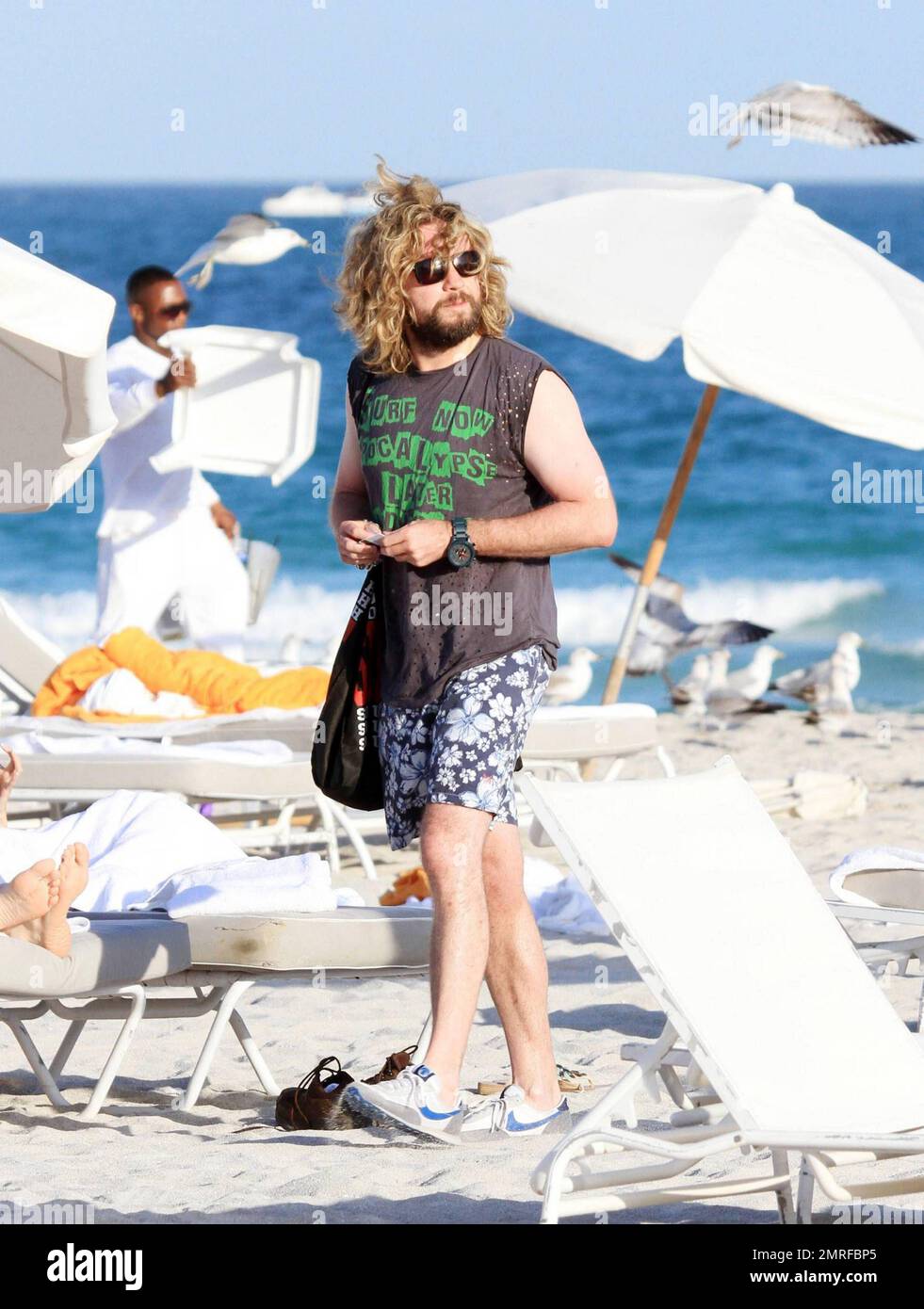 After enjoying some time in the sun with his new girlfriend, British ...