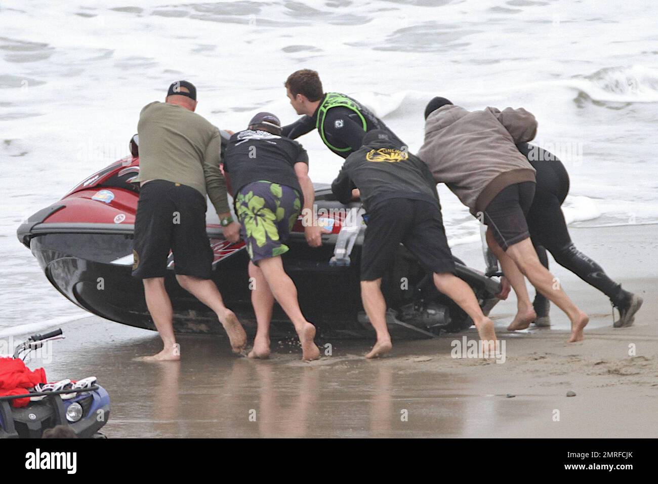 Justin Timberlake speeds around the ocean on a jet-ski while filming a ...