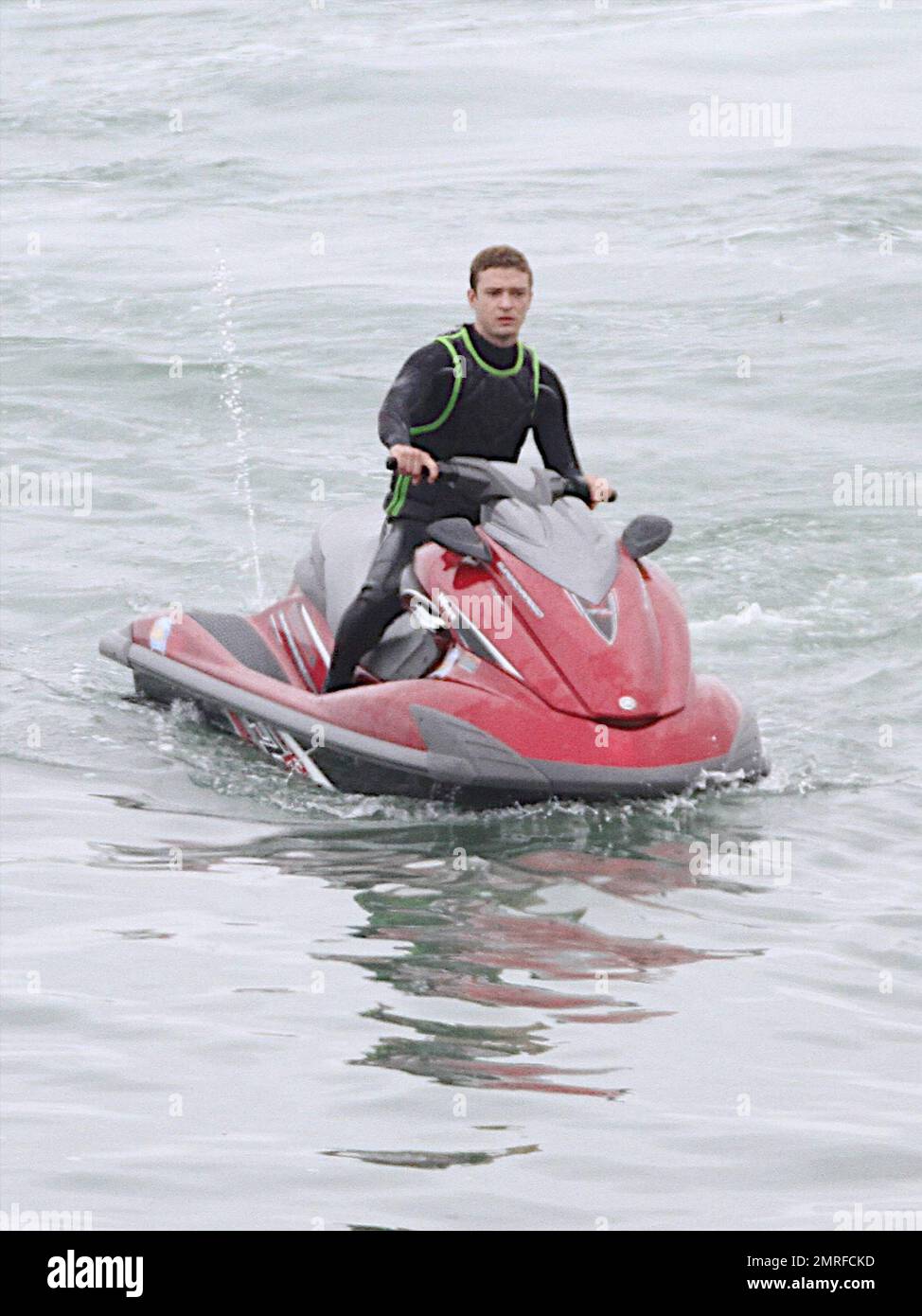 Justin Timberlake speeds around the ocean on a jet-ski while filming a ...