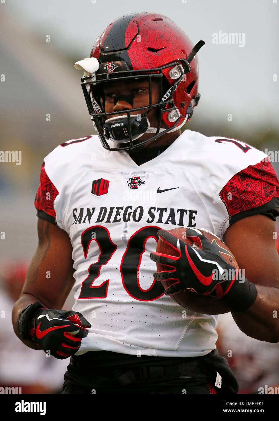 San Diego State running back Rashaad Penny warms ups before the start ...