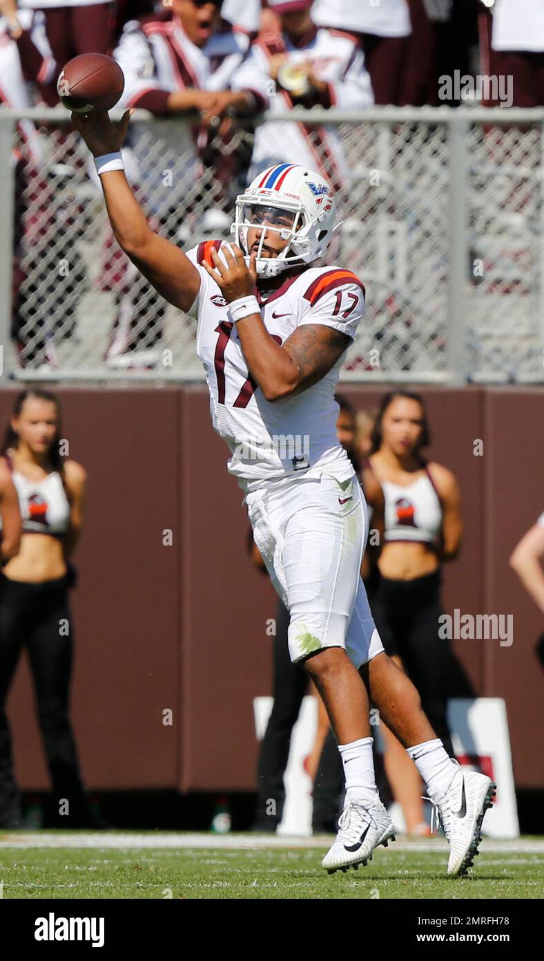 Virginia Tech quarterback Josh Jackson (17) tosses a pass during the ...