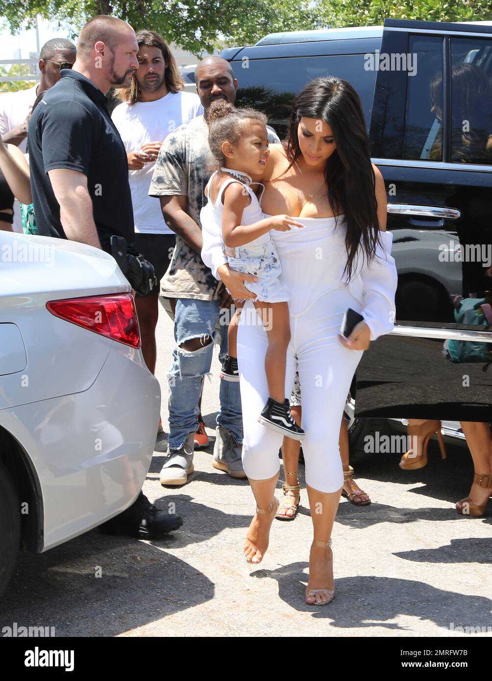 Kim Kardashian, Kanye West and family enjoy lunch at Macaluso in Miami ...