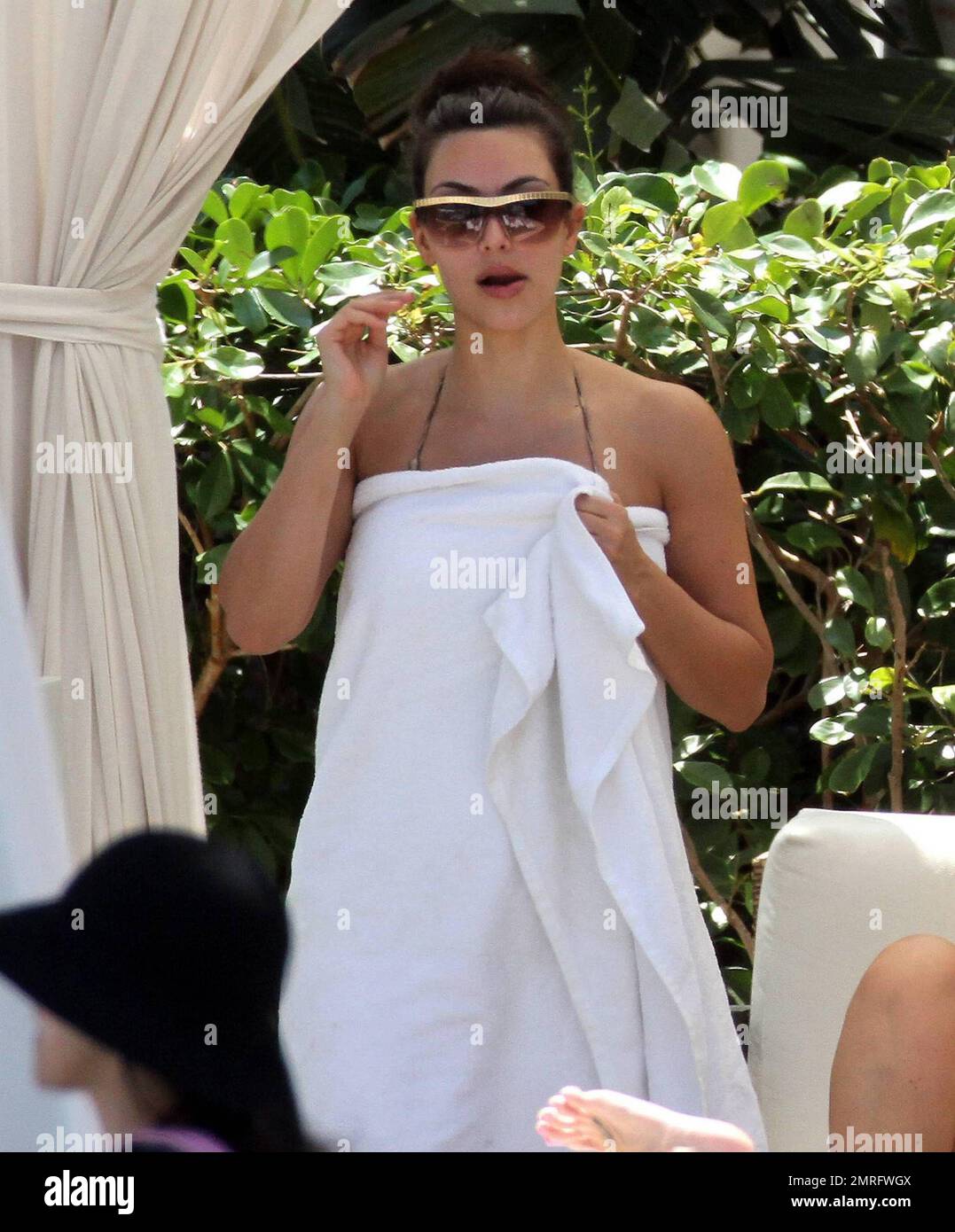 Christina Aguilera joins good pal Simone Harouche poolside at the ...