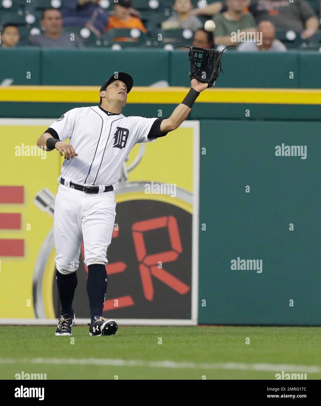 Detroit Tigers left fielder Mikie Mahtook catches the fly hit by ...