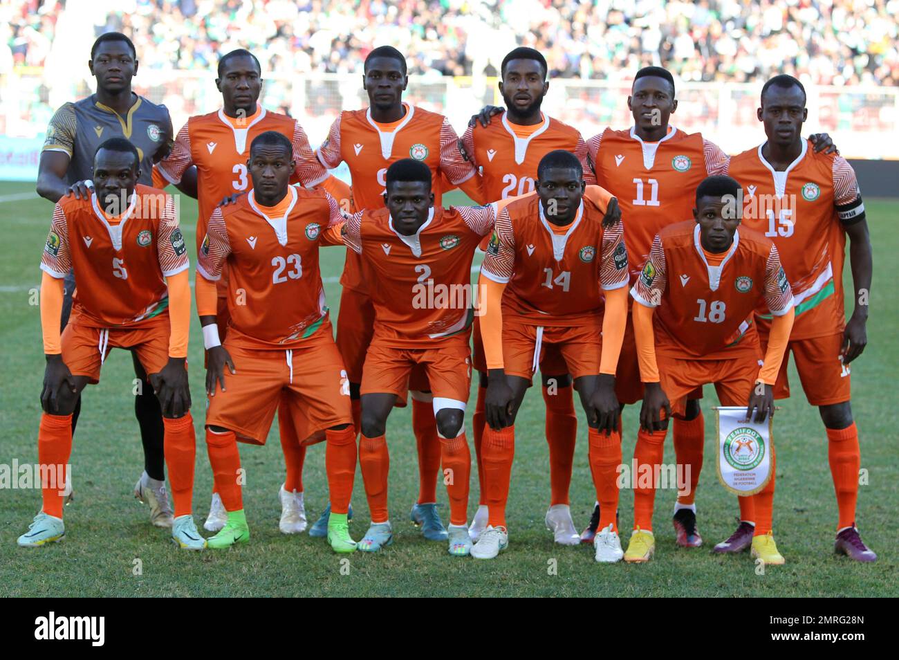 Oran. 1st Feb, 2023. Niger's starters pose for a group photo before the ...