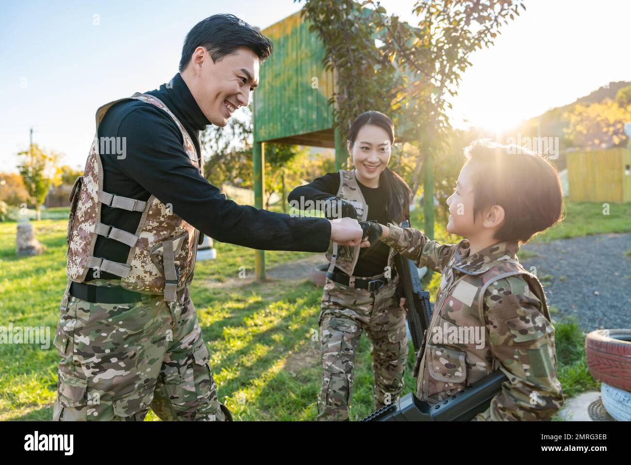 Happy family play cs Stock Photo - Alamy