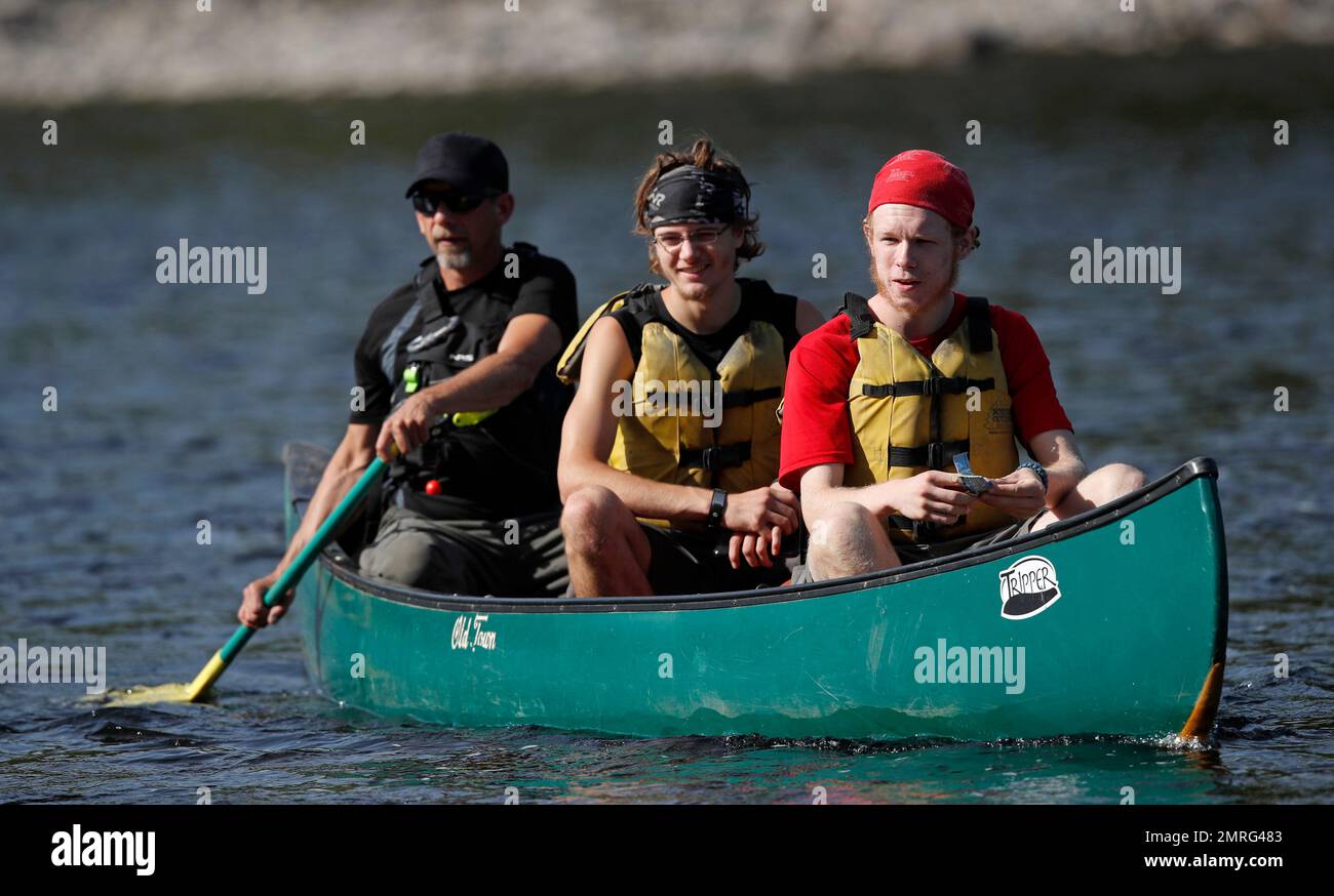 Robert Starbird, a registered Maine guide, ferries Appalachian Trail ...