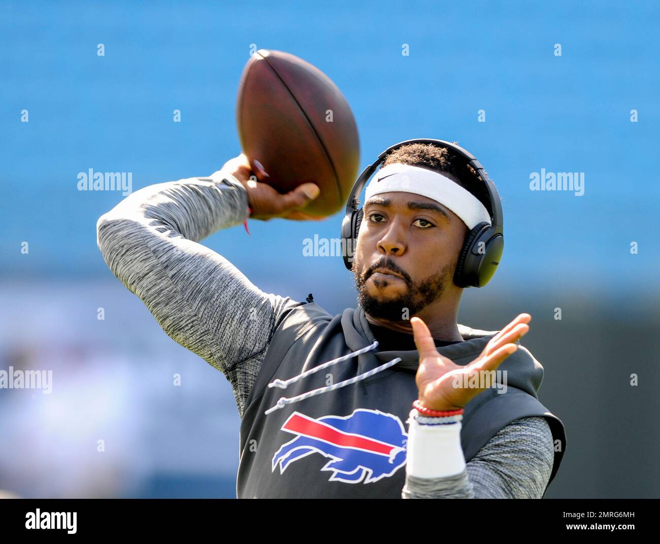 Buffalo Bills quarterback Tyrod Taylor warms up before the start of an ...