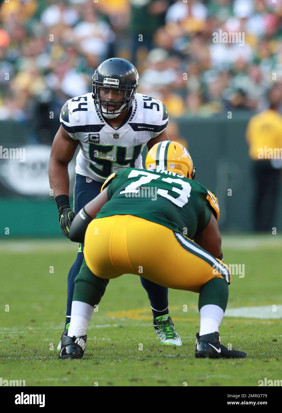 Seattle Seahawks middle linebacker Bobby Wagner (54) lines up against ...