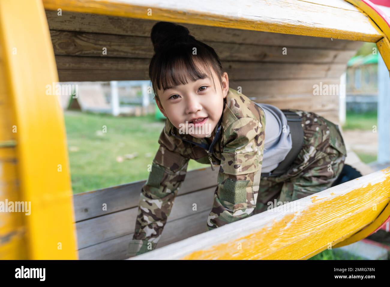 Happy girl playing cs Stock Photo - Alamy