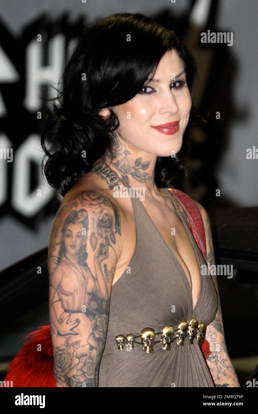 EXCLUSIVE!! After her second break up with Jesse James, Kat Von D shows off a new shorter ...