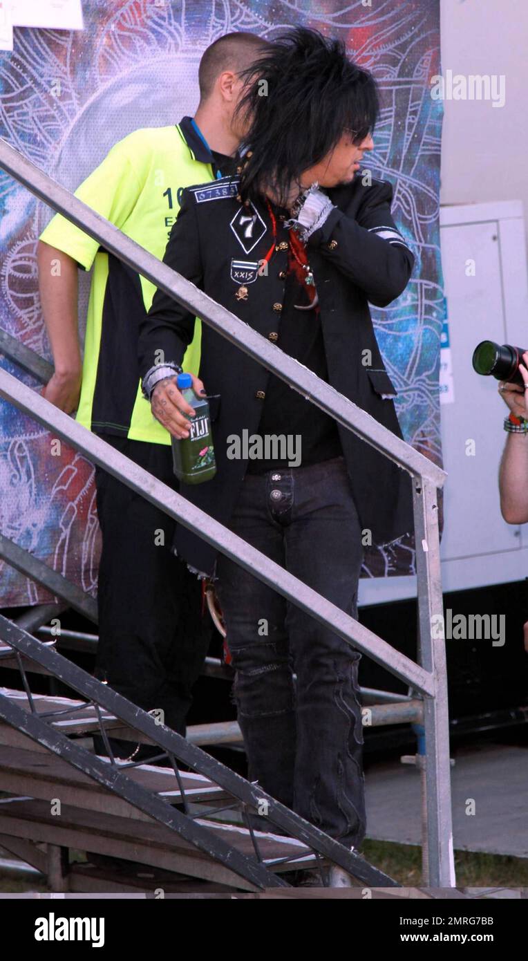 EXCLUSIVE!! Motley Crue arrives backstage at the Sonisphere Festival ...