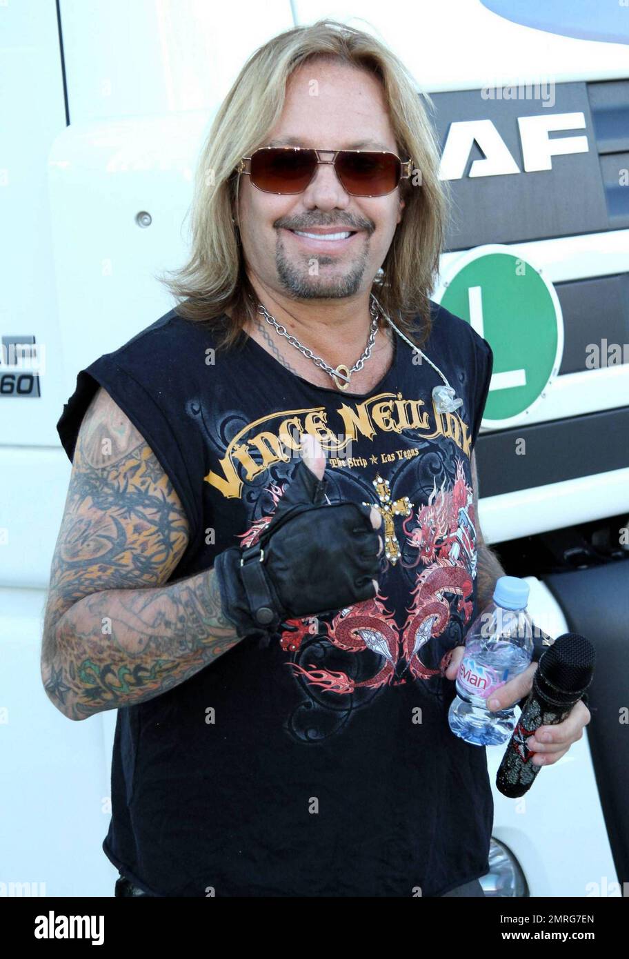 EXCLUSIVE!! Motley Crue arrives backstage at the Sonisphere Festival ...