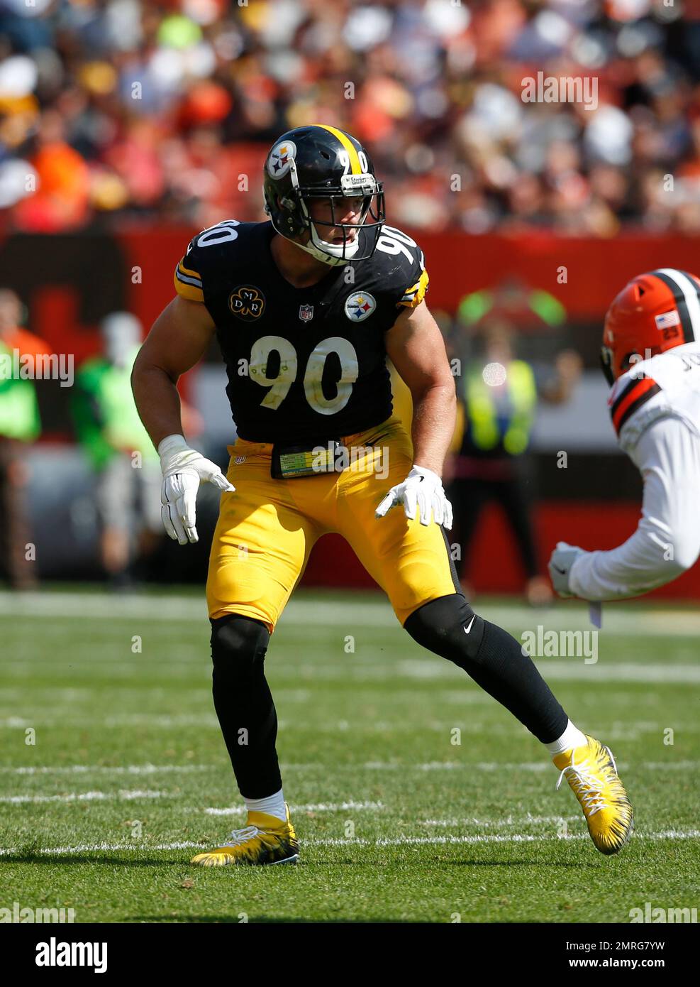 Pittsburgh Steelers linebacker T.J. Watt (90) plays against the ...