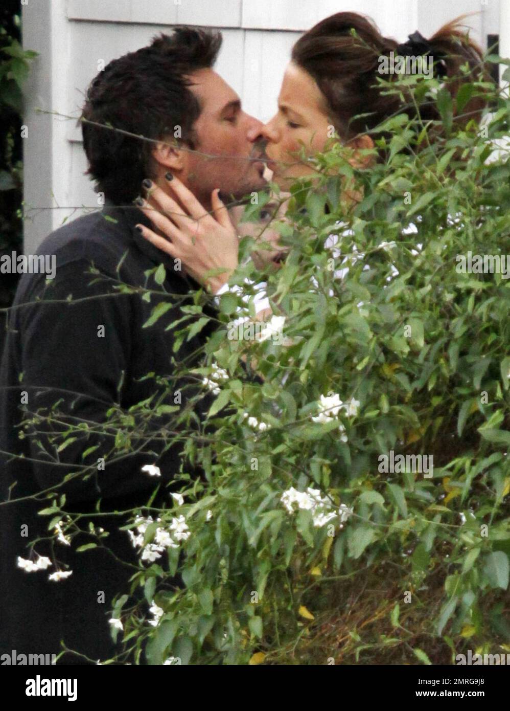 EXCLUSIVE!! Actress Kate Beckinsale gives her husband, director Len ...