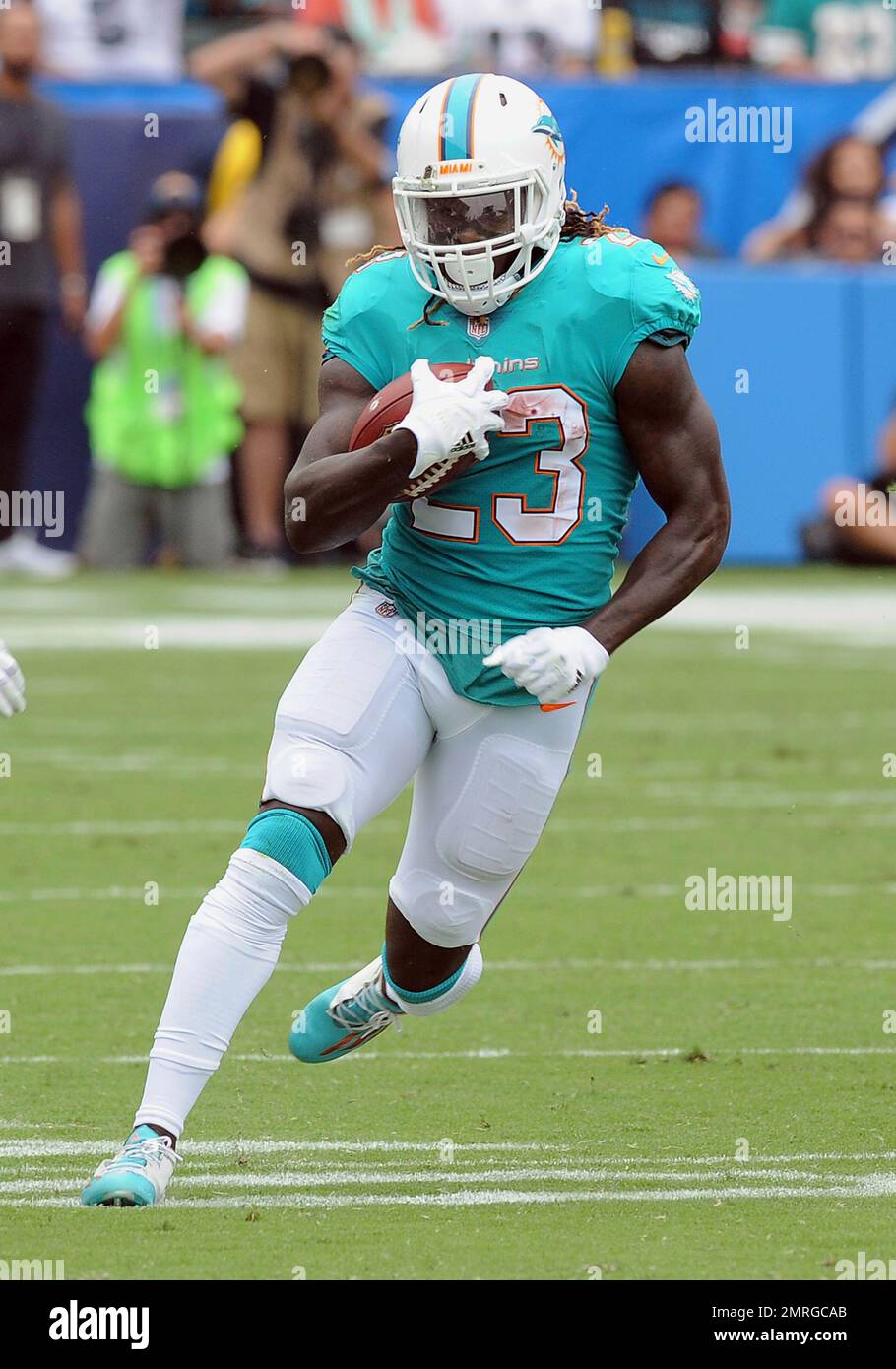 Miami Dolphins running back (23) Jay Ajayi gains yards on a running ...