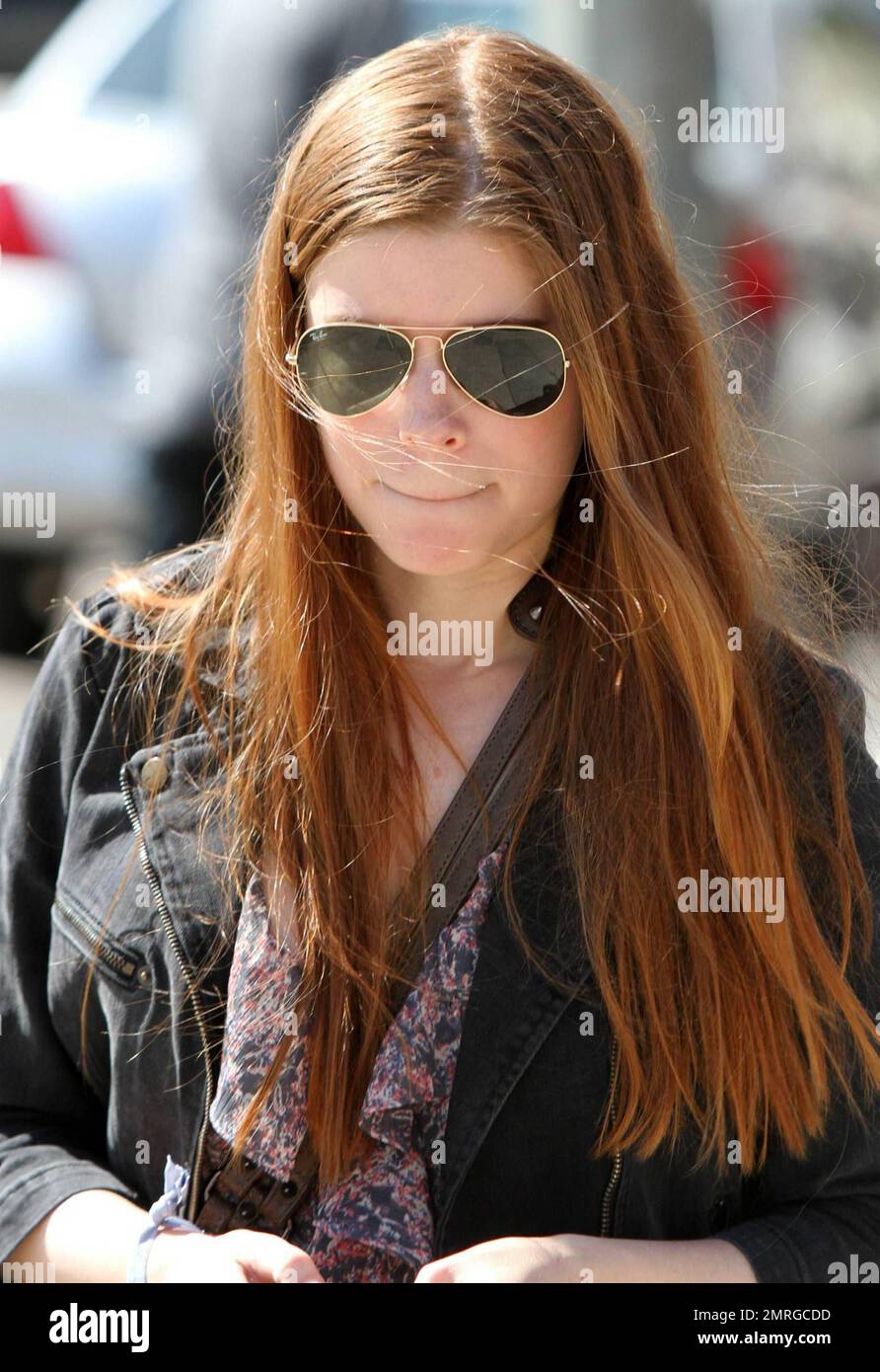 "127 Hours" and "Happythankyoumoreplease" actress Kate Mara hugs a ...