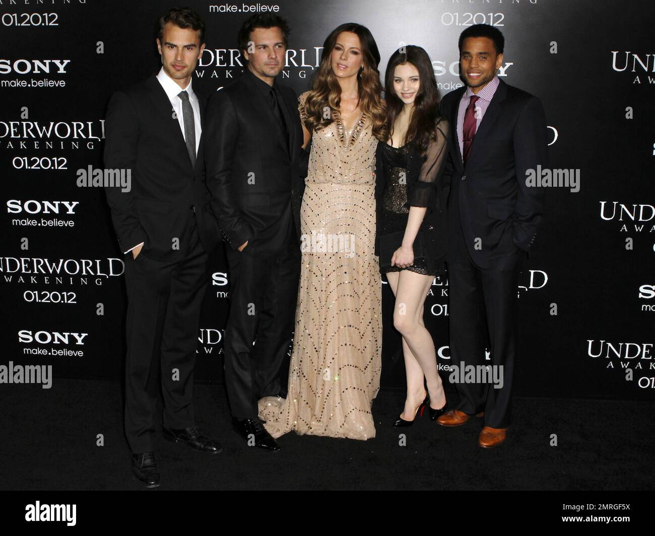 Theo James, Len Wiseman, Kate Beckinsale, India Eisley and Michael Ealy ...