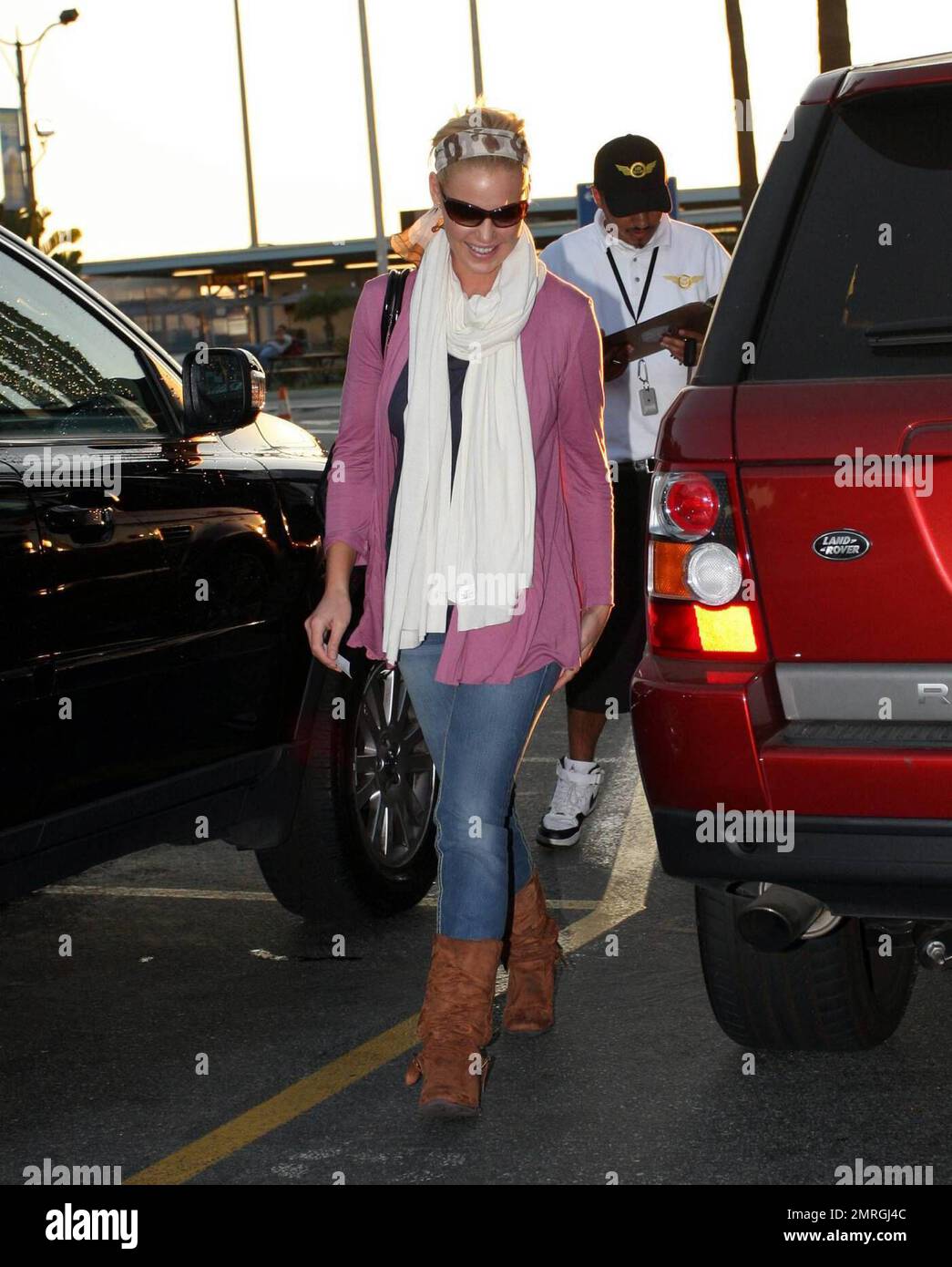 Katherine Heigl took the afternoon off to serve as an airport shuttle ...