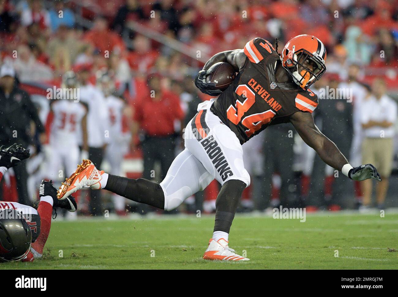 FILE - In this Aug. 26, 2017, file photo, Cleveland Browns running back ...