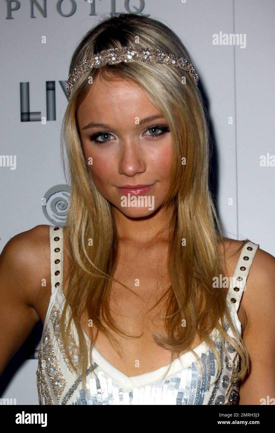 "30 Rock" star Katrina Bowden arrives at the nightclub LIV at the ...