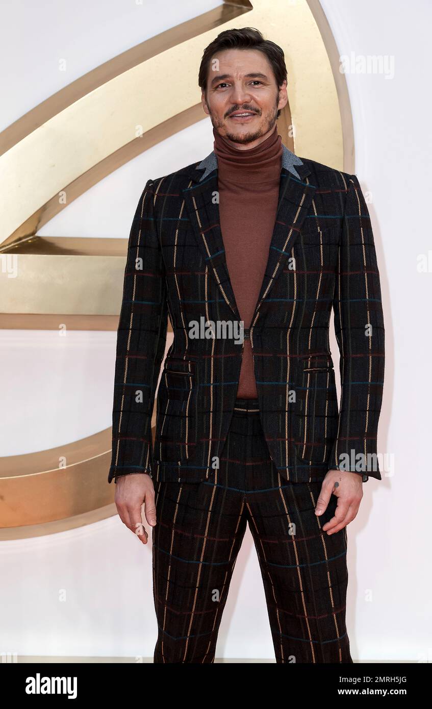 Actor Pedro Pascal poses for photographers on arrival at the premiere ...