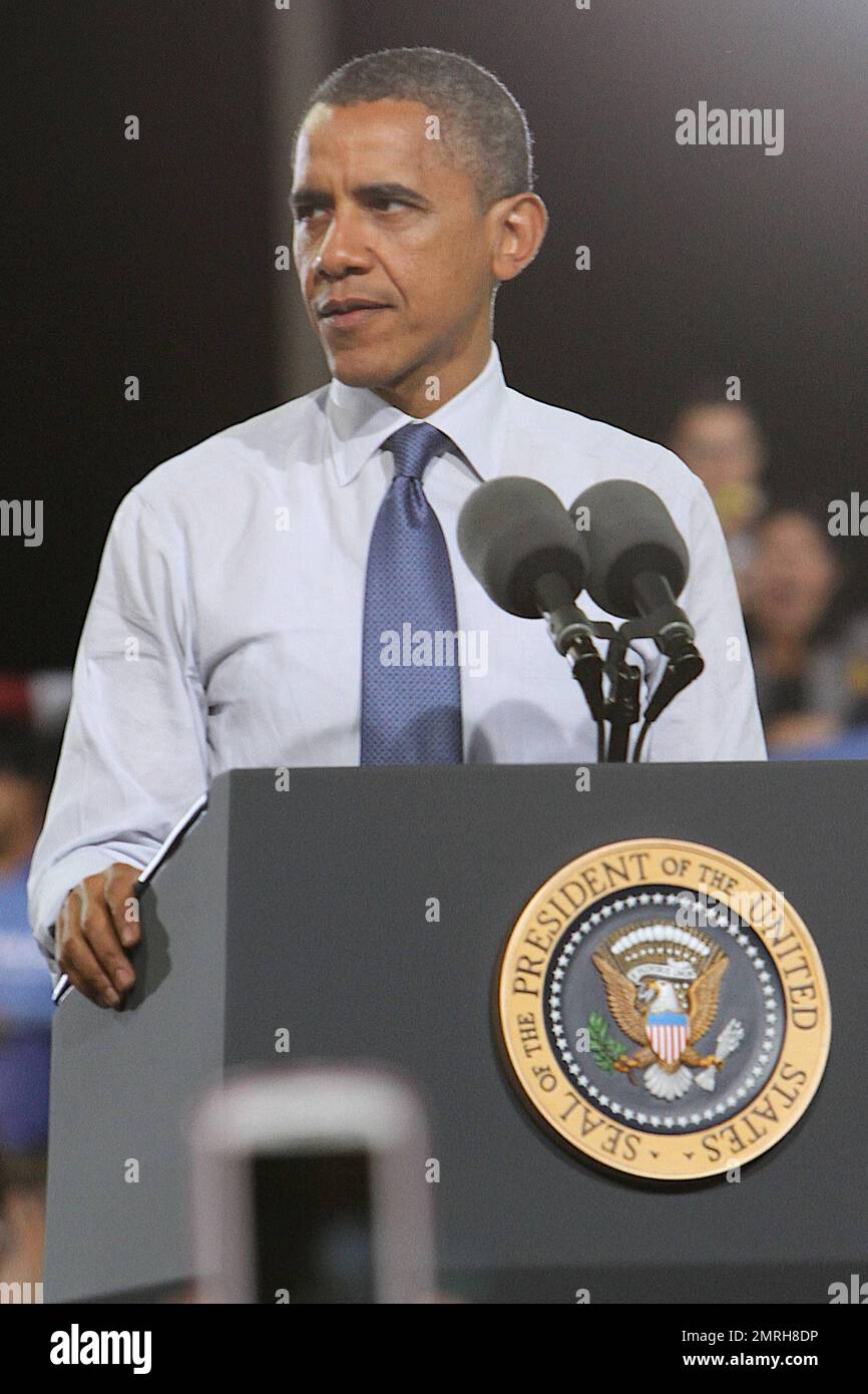 Wearing politically inspired outfits, Katy Perry performs live in ...