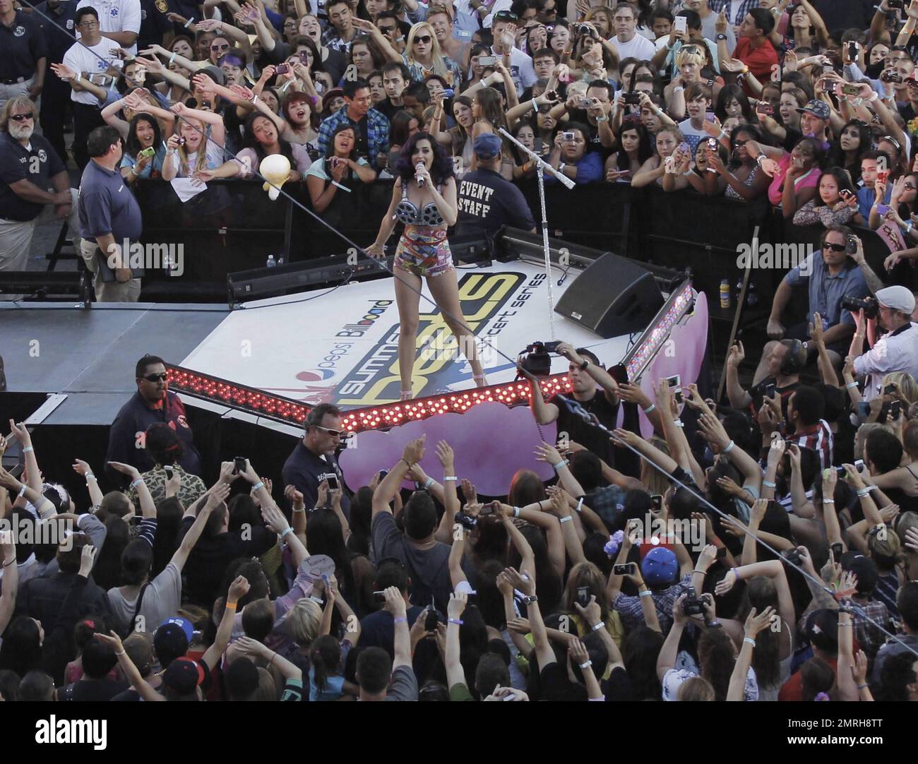 Katy Perry gives a live performance on Hollywood Blvd during her 3D ...