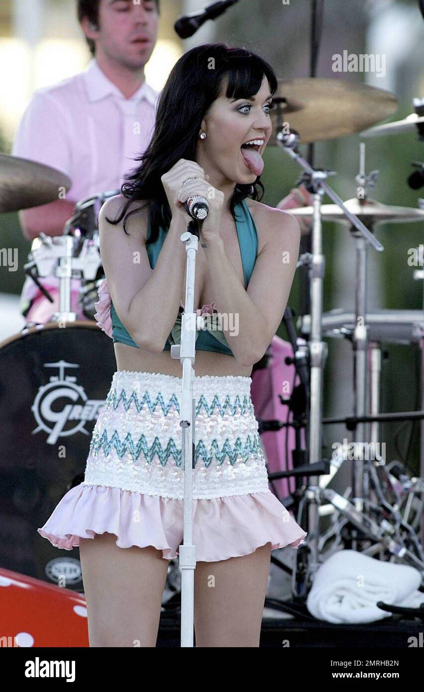 Singer Katy Perry performs live for fans during her pool party and ...