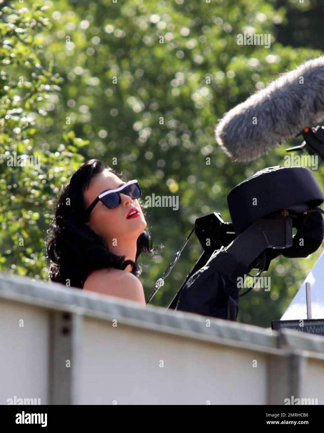 EXCLUSIVE!! Katy Perry gives an interview for UK network T4 on their ...
