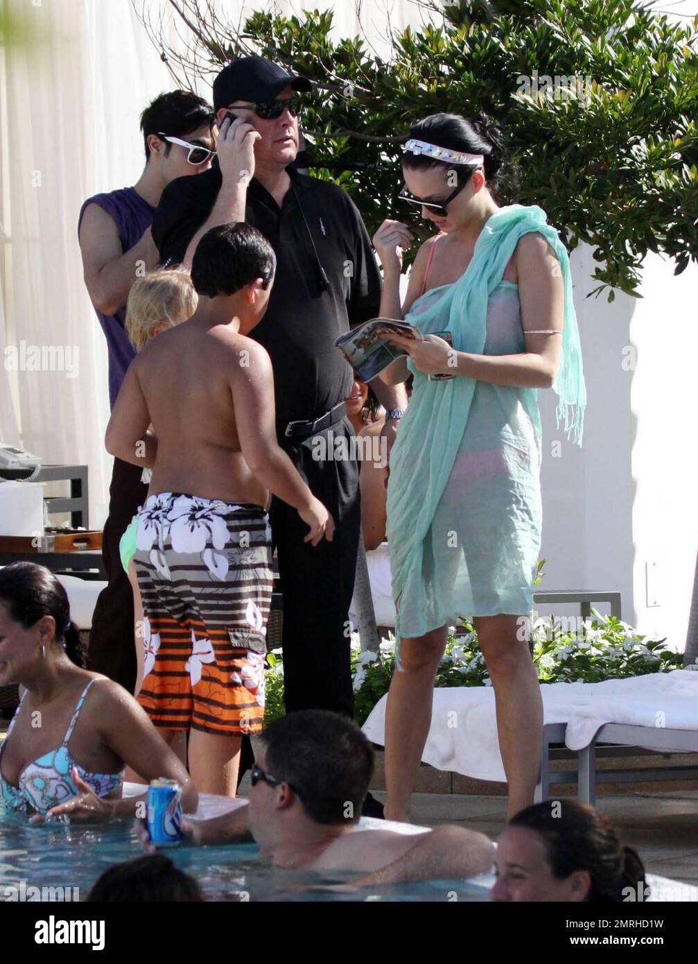 EXCLUSIVE!! Katy Perry takes time out before her performance to sign an ...