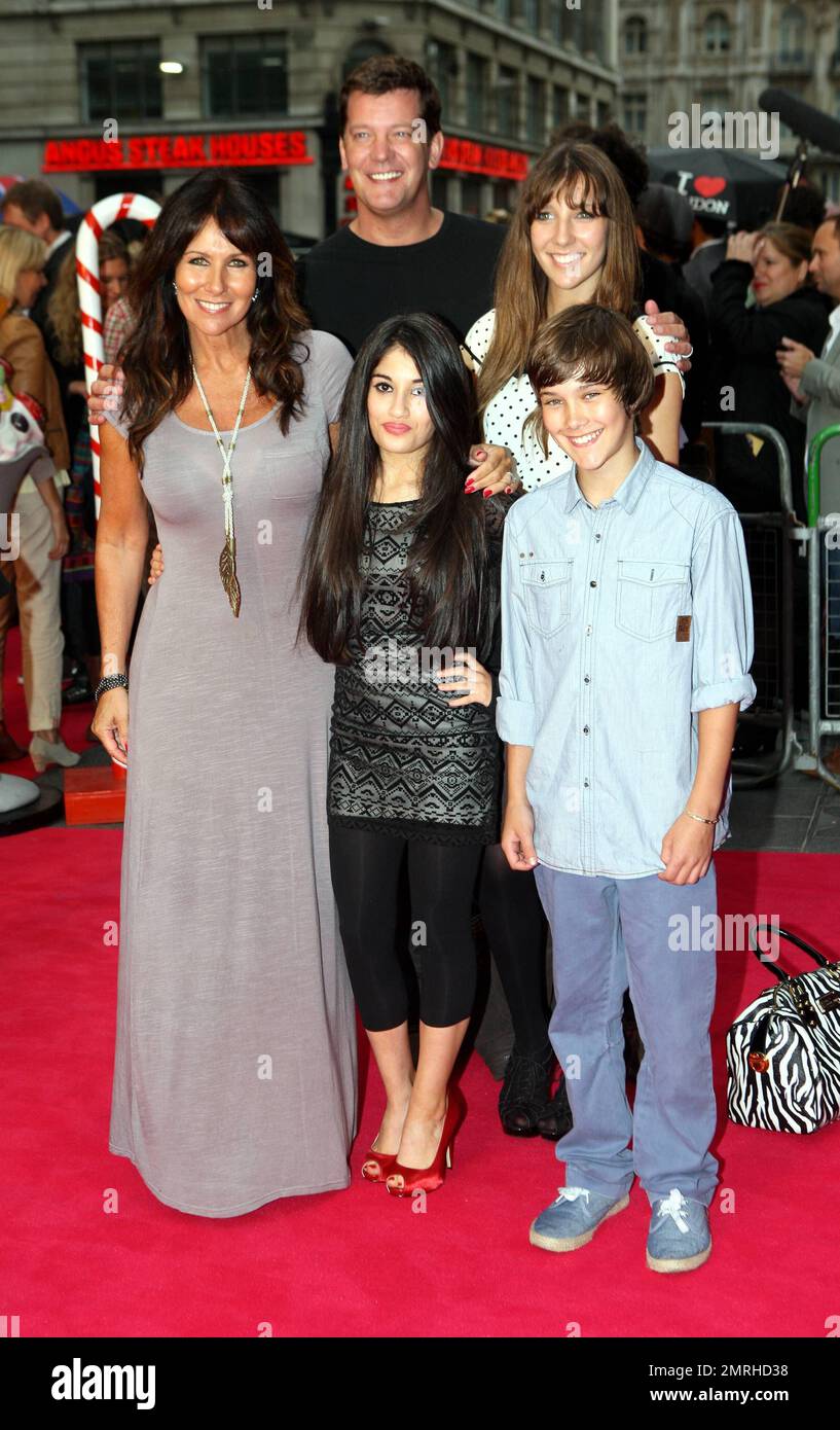 Linda lusardi dress hi-res stock photography and images - Alamy