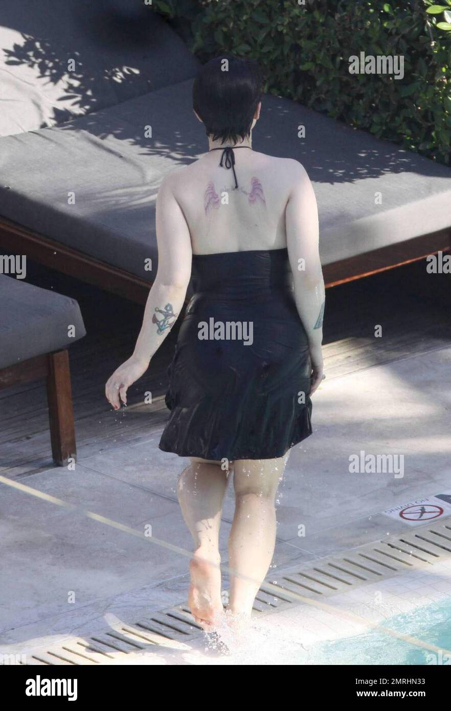 Exclusive!! Kelly Osbourne and her fiance Luke Worrell sure have the ...