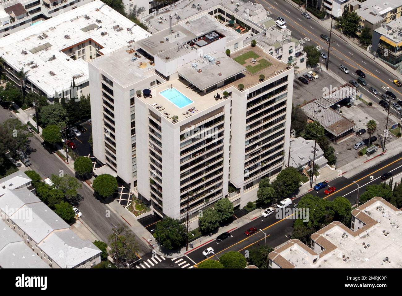 Aerial views of Kelly Osbourne's luxury condo building, which is the ...