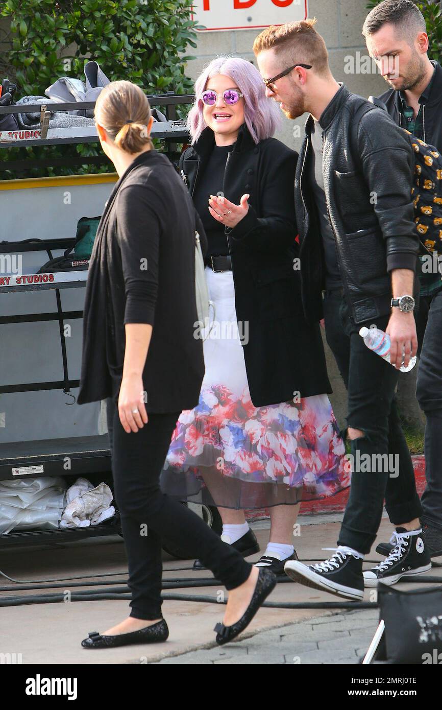 Kelly Osbourne shoots an interview for Extra at Universal Studios. Los ...
