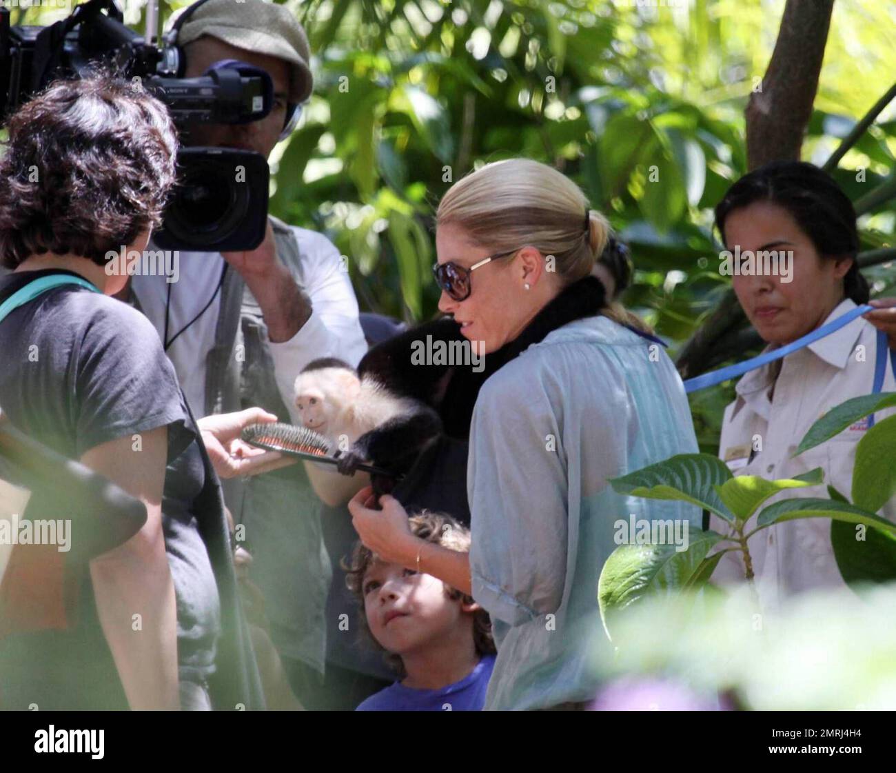 Exclusive!! US TV Show host Kelly Ripa visits Parrot Jungle Island with ...