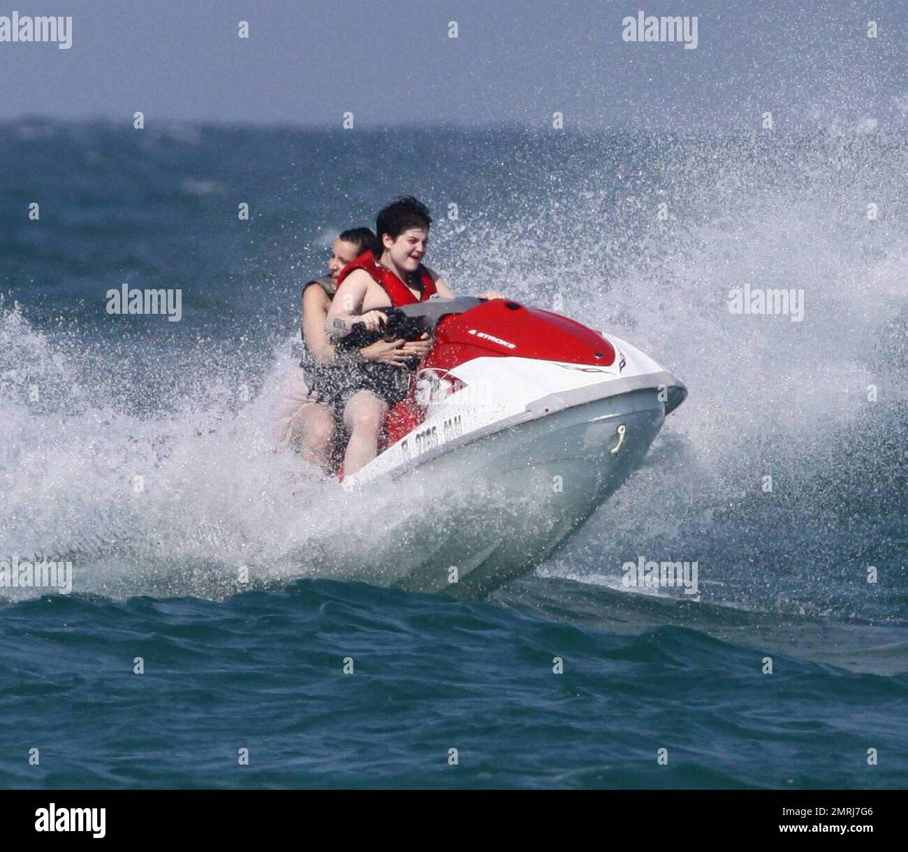 Looks like even dare devil Kelly Osbourne is afraid of her own stunts ...