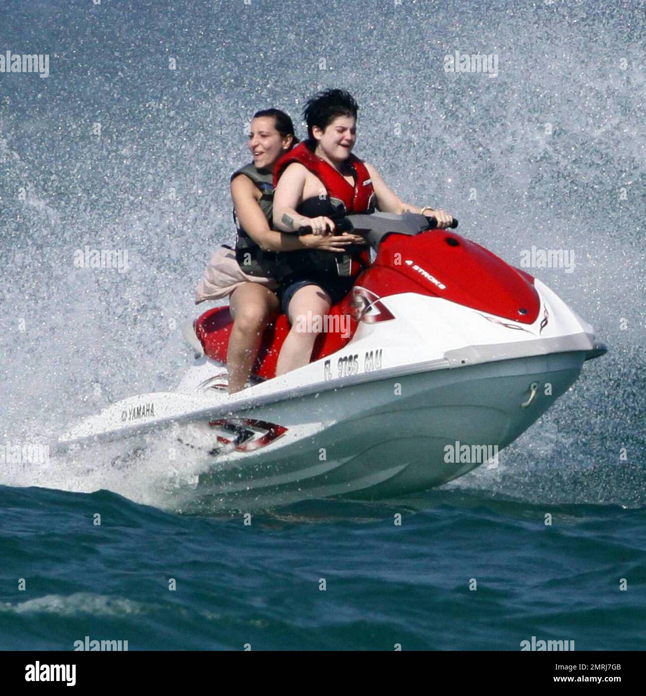 Looks like even dare devil Kelly Osbourne is afraid of her own stunts ...