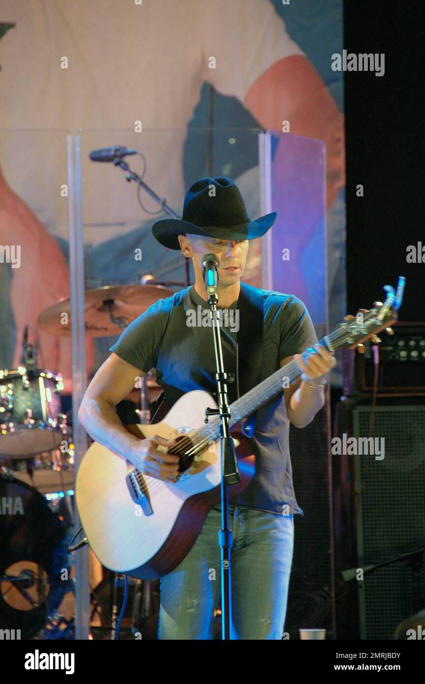 Country legend Kenny Chesney appears on Good Morning America at the ...