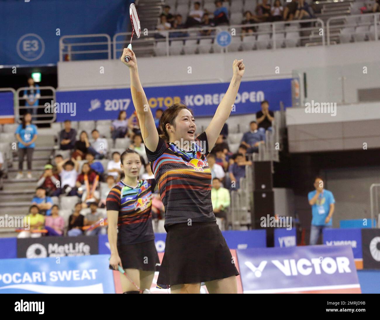 China's Yu Xiaohan, right, celebrates as her teammate Huang Yaqiong ...