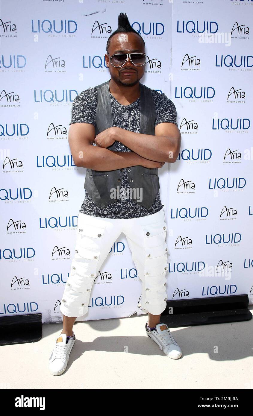 Kevin federline liquid pool lounge hi-res stock photography and images ...