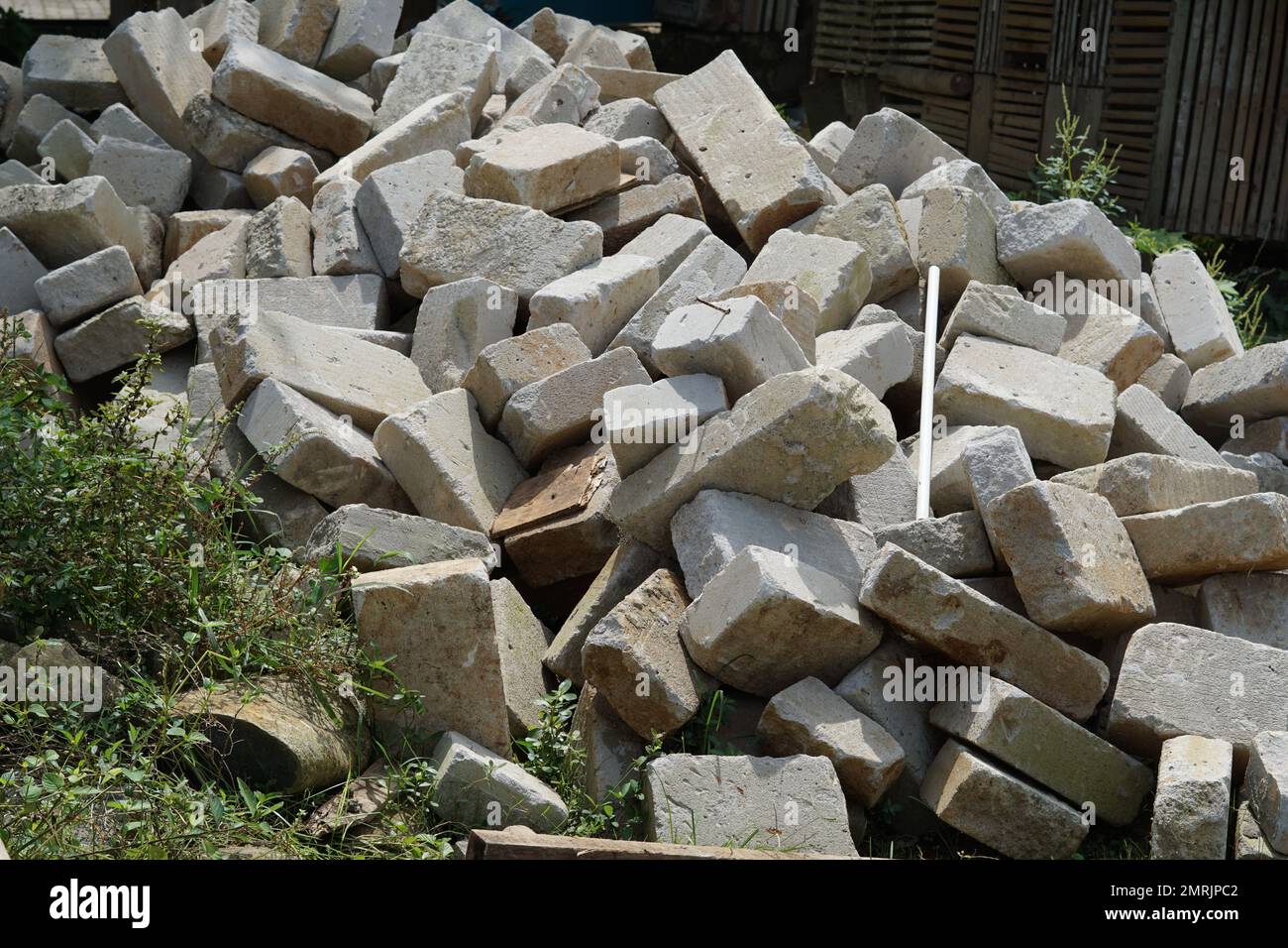 Pile of concrete bricks hi-res stock photography and images - Alamy