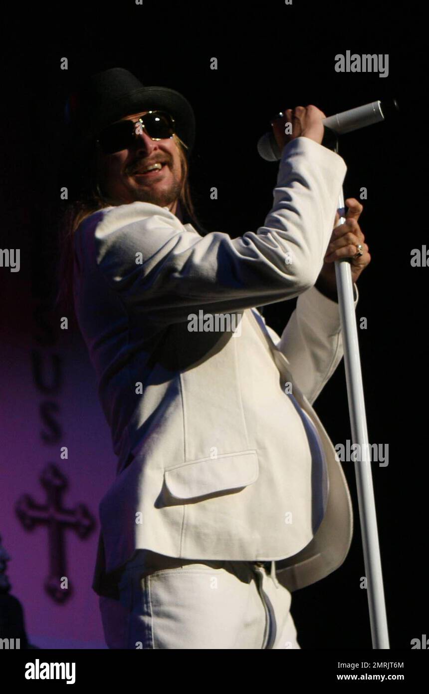 Kid Rock showcases his new album "Rock and Roll Jesus" at the Fillmore ...
