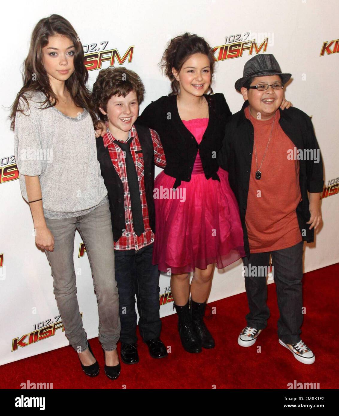 Sarah Hyland, Nolan Gould, Ariel Winter and Rico Rodriguez pose on the ...