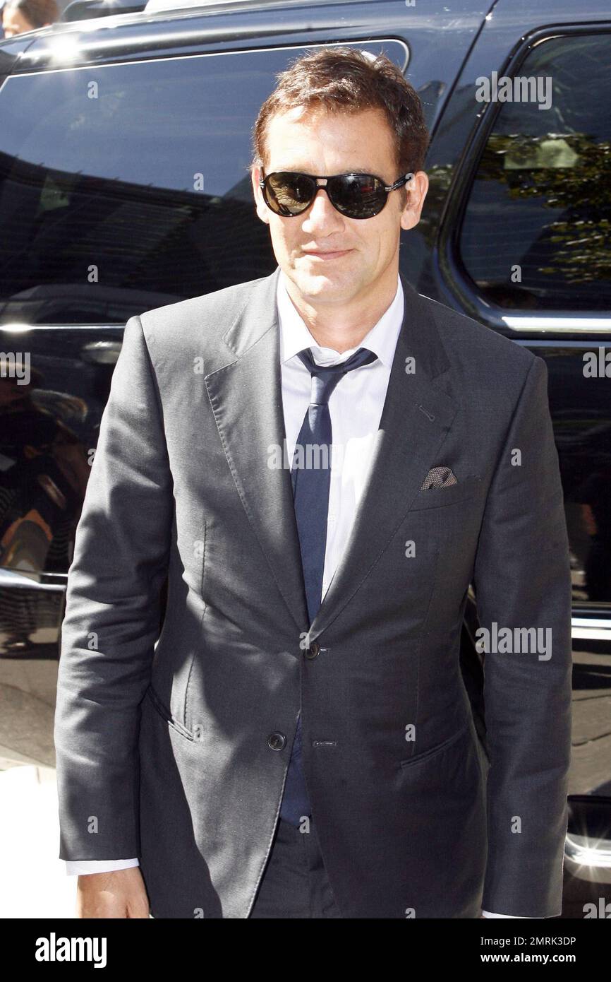 Clive Owen arrives at "Killer Elite" Premiere at the 2011 Toronto ...