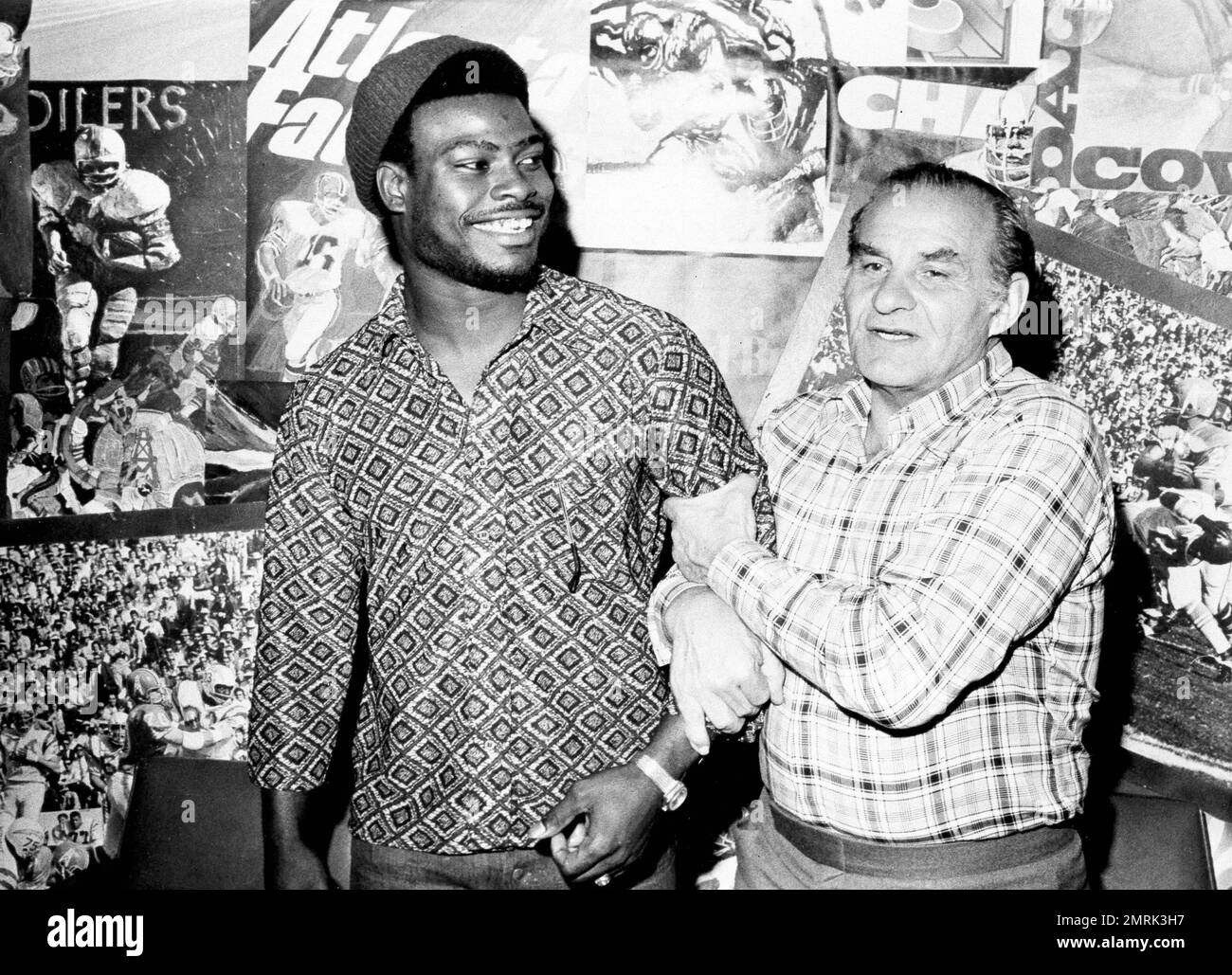 Houston Oilers' general manager Sid Gillman gets a tight grip on Texas ...